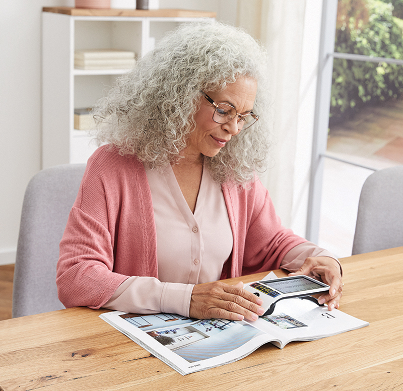 New Smartlux Digital Portable Video Magnifier